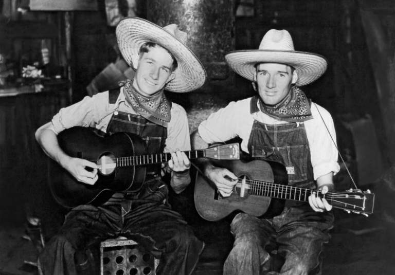 Ranking The 50 Greatest Country Songs of All-Time – Nostalgic Buzz