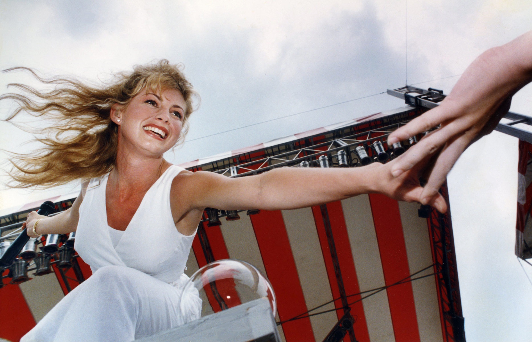 Ranking The 50 Greatest Country Songs of All-Time – Nostalgic Buzz